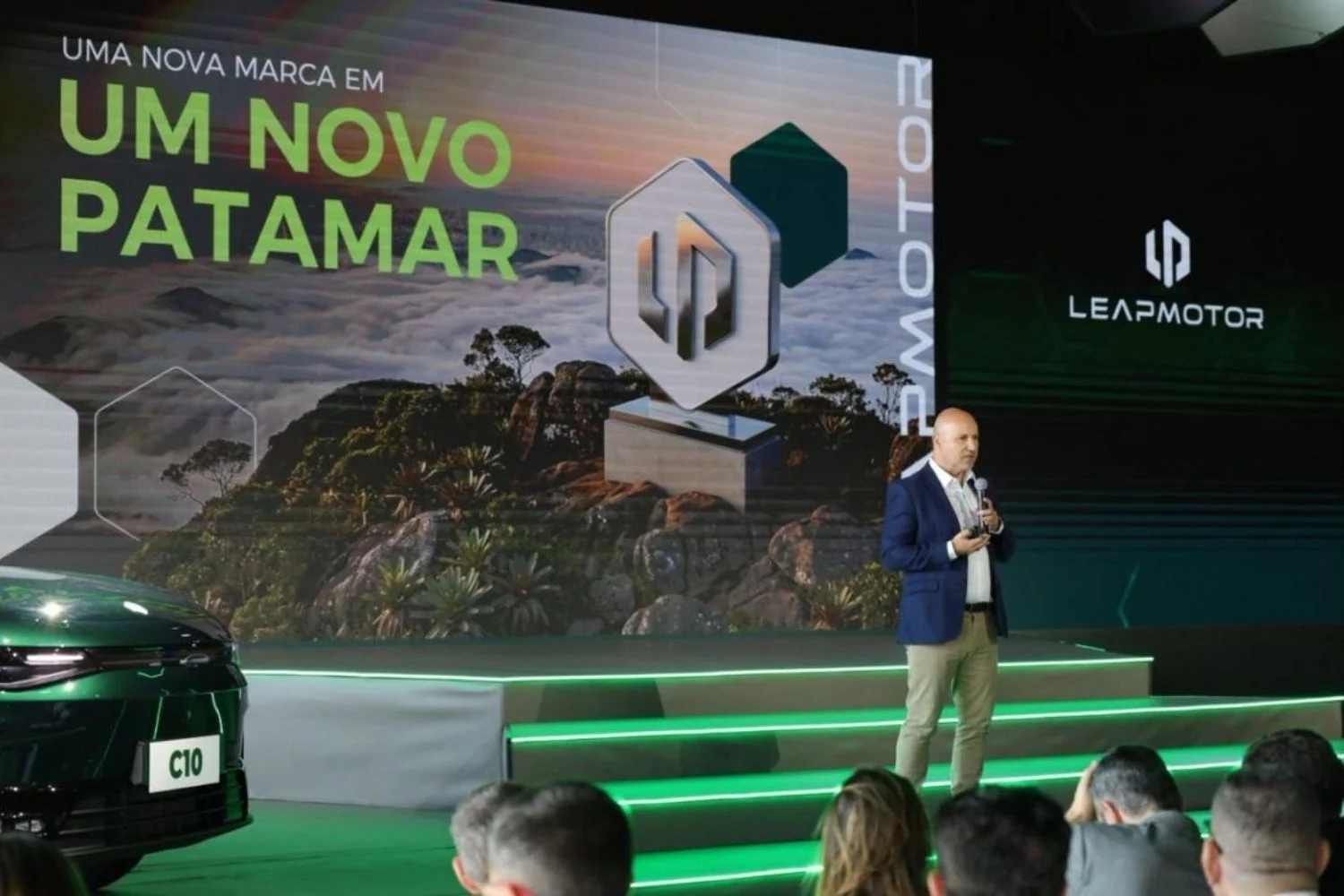 Stellantis Produzirá Leapmotor B10 e C10 em Goiana com REEV Flex